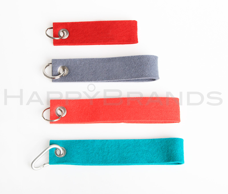 ᐅ Felt keyrings labelled, printed & flocked with logo - promotional ...